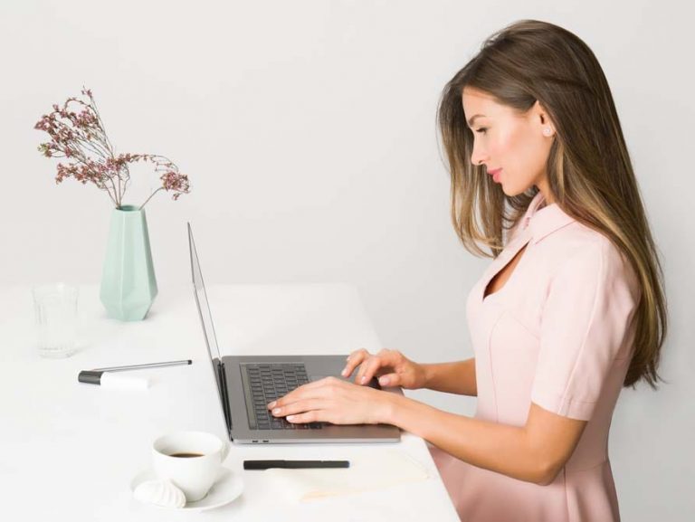 How to Outline a Novel in 7 Easy Steps